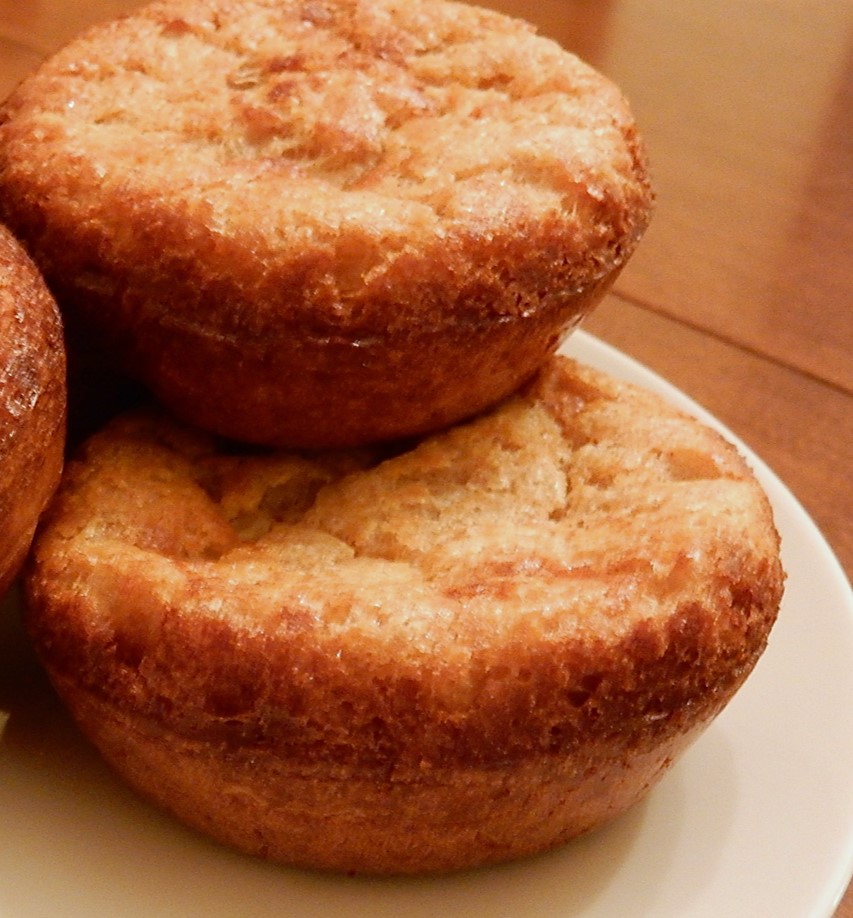 Old-fashioned Graham Pop-overs – A Hundred Years Ago