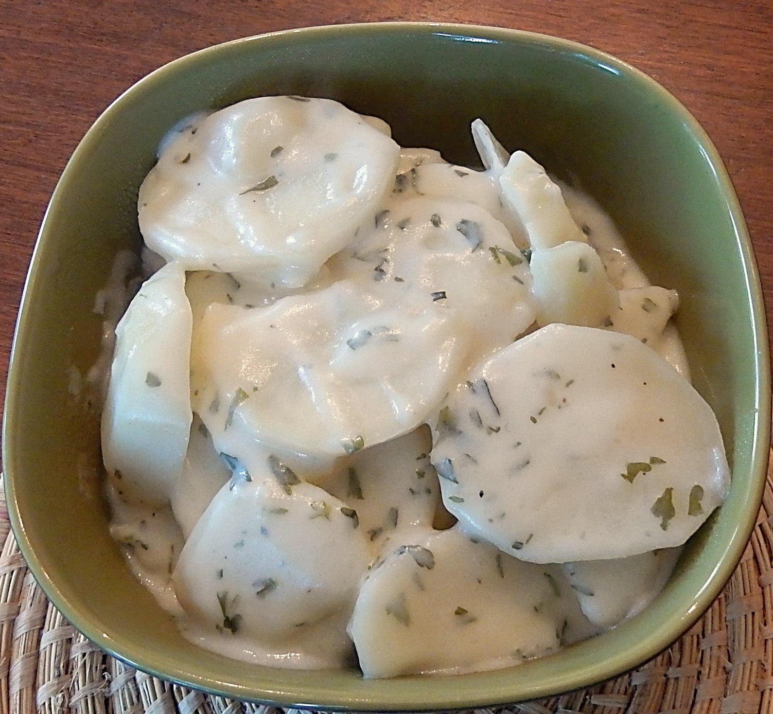 Old-fashioned Quick Creamed Potatoes – A Hundred Years Ago