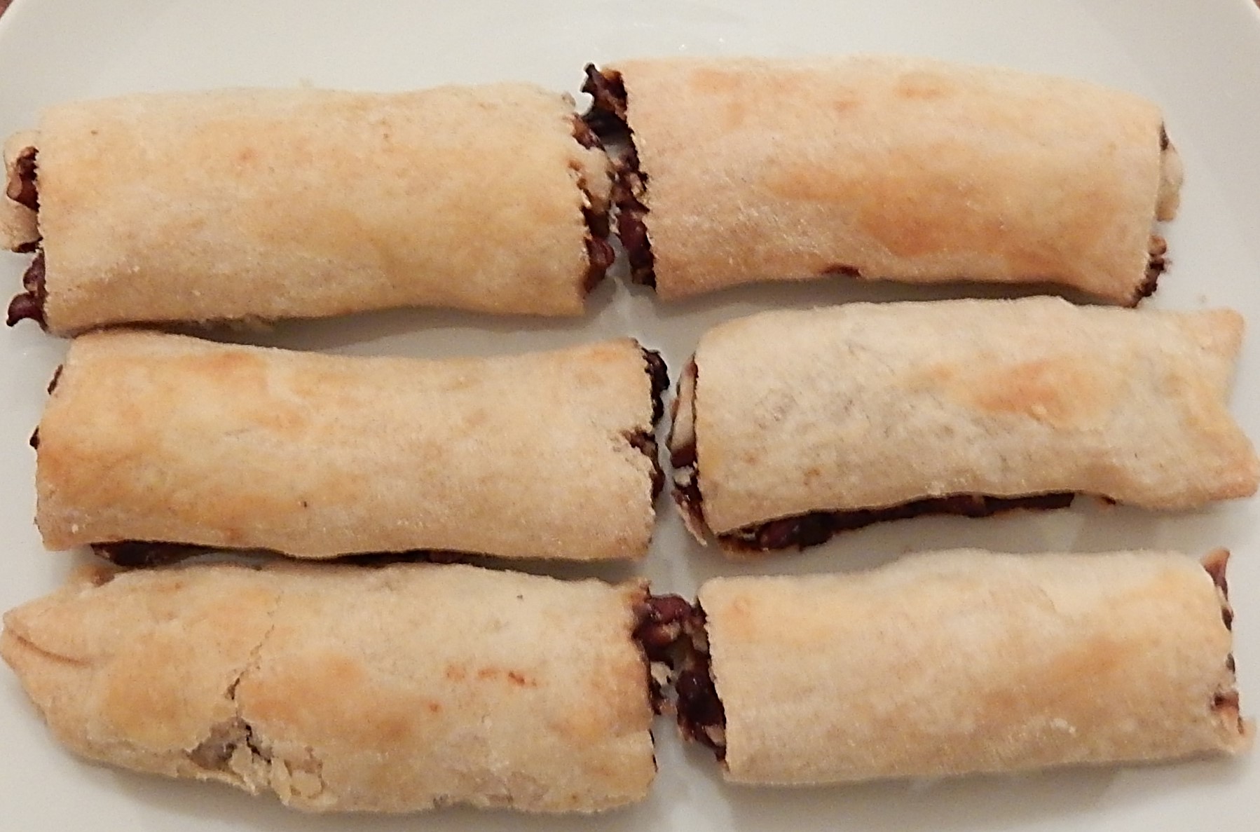 Old-fashioned Nut Pastry Rolls – A Hundred Years Ago