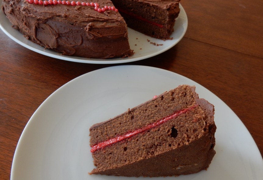 Old-Fashioned Witches’ Layer Cake – A Hundred Years Ago