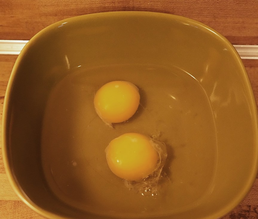 Hundred-Year-Old Tip for Storing Egg Yolks – A Hundred Years Ago